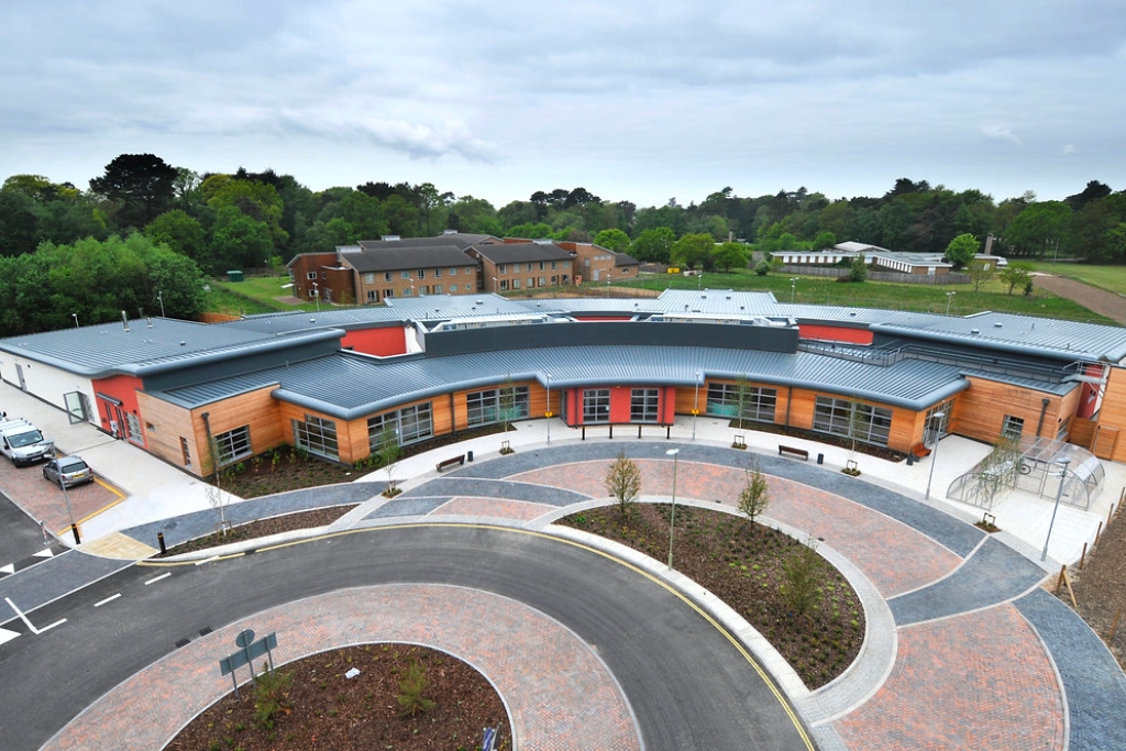 MIG Medical installs bespoke dialysis unit bed heads at Fareham ...